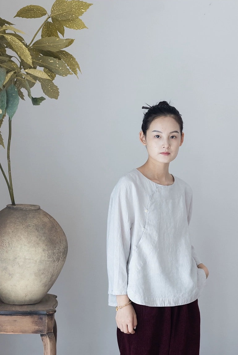 Linen Cheongsam Top in Natural l Maison Cheongsam